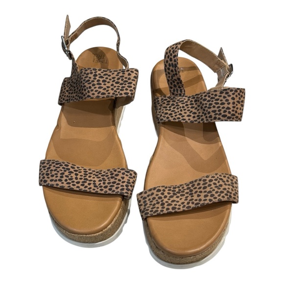 Time and Tru | Shoes | Time And Tru Leopard Print Sandals With ...